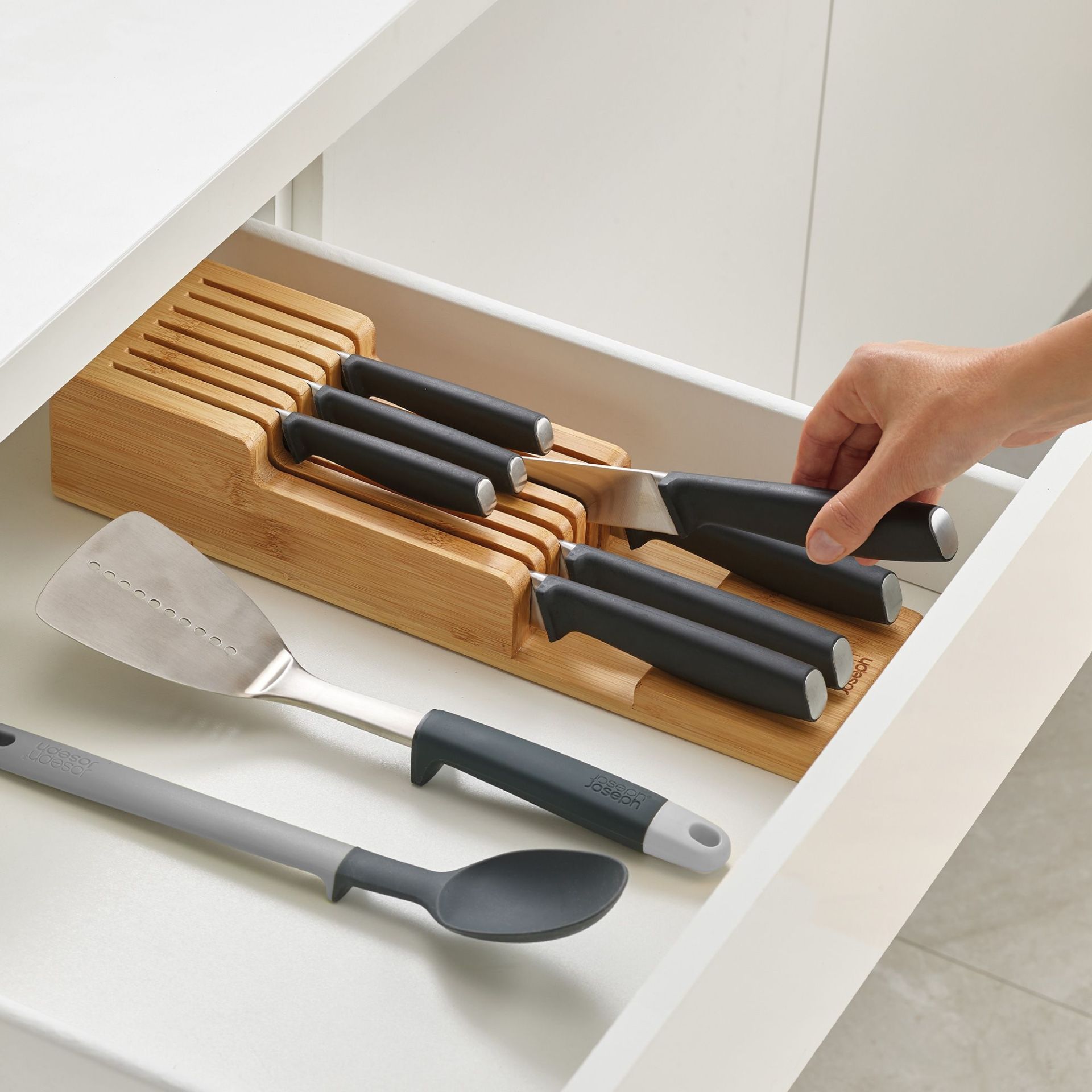 Joseph Joseph - DrawerStore™ Bamboo 2-stufiger Messer-Organizer - Bambus